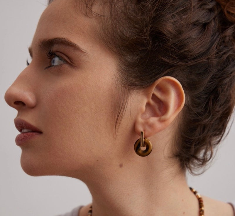 Unveiling Gen Z's Art of Self-Expression: The Jewelry Revolution ...